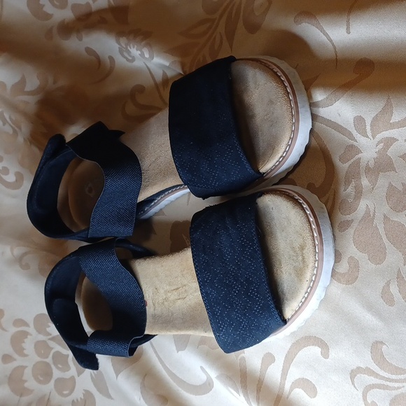 BOBS from Skechers | Shoes | Bobs Sandals | Poshmark